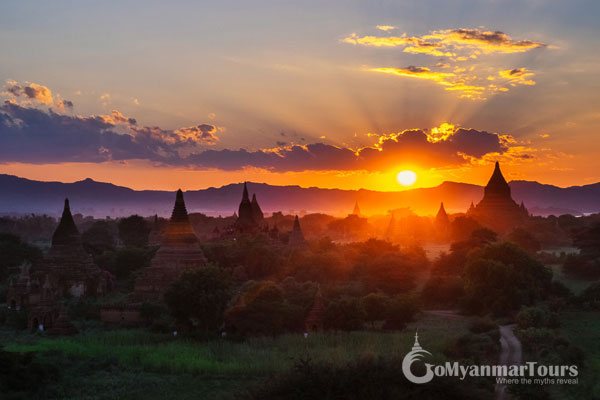 Bagan Sunset Photos - Myanmar Tours