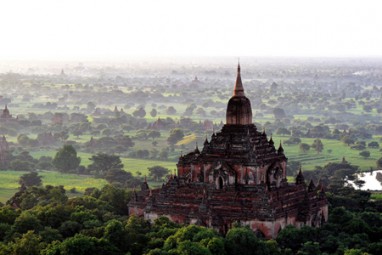Thatbyinnyu Temple - Myanmar Tours
