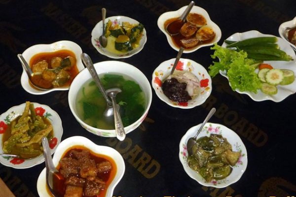 Opening Myanmar Traditional Food Show 2018 - Myanmar Tours